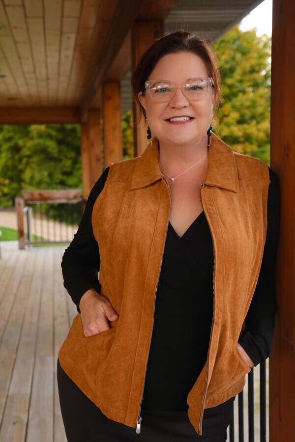 Kathy Pecar Lightbody - Traverse City, MI - Key Realty